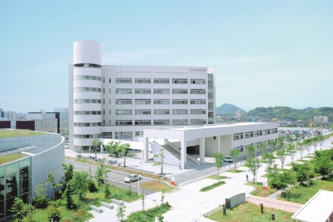Kyushu Institute of Technology Graduate School of Life Science and ...